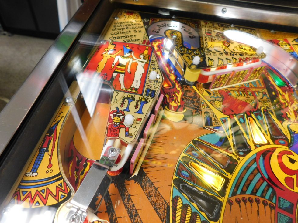 SOLD - 1981 Williams Pharaoh - Low production game - Only 2,500 made (2 ...