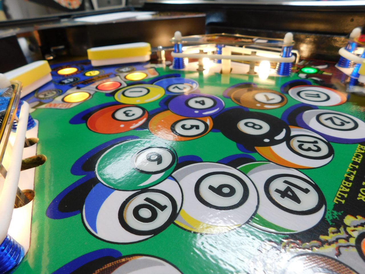 SOLD - 1982 Bally Eight Ball Deluxe Limited Edition (#6) (Like brand ...