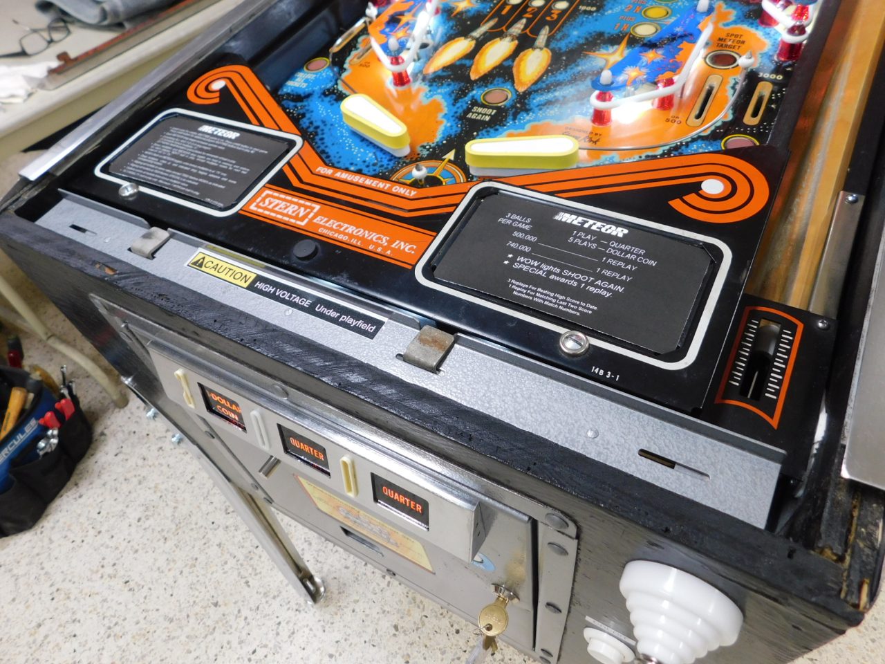 1979 Stern Meteor (#1) (Classic Stern pin) (Early 3 flipper game ...